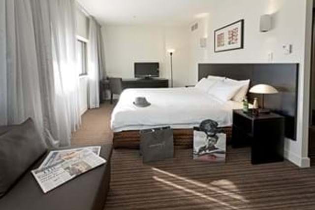 Melbourne CBD Accommodation - Causeway Hotels